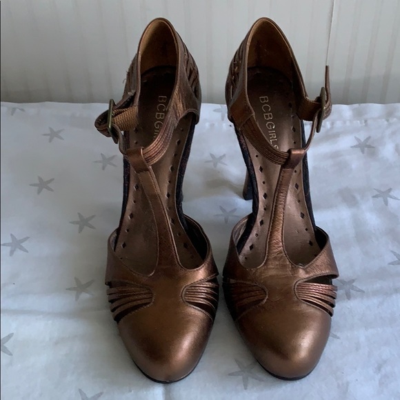 BCBGirls | Shoes | Bcbg Girls Tee Strap Shoe | Poshmark